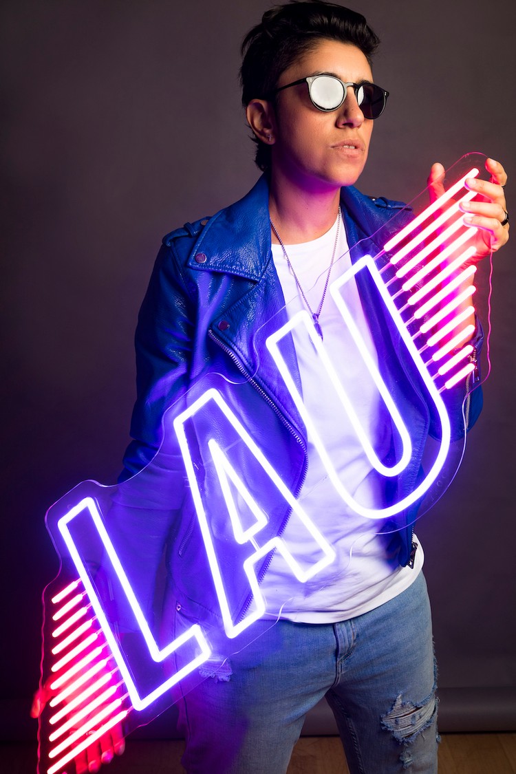 LAU: Give Her Your Love vídeo oficial – El Santo del Rock